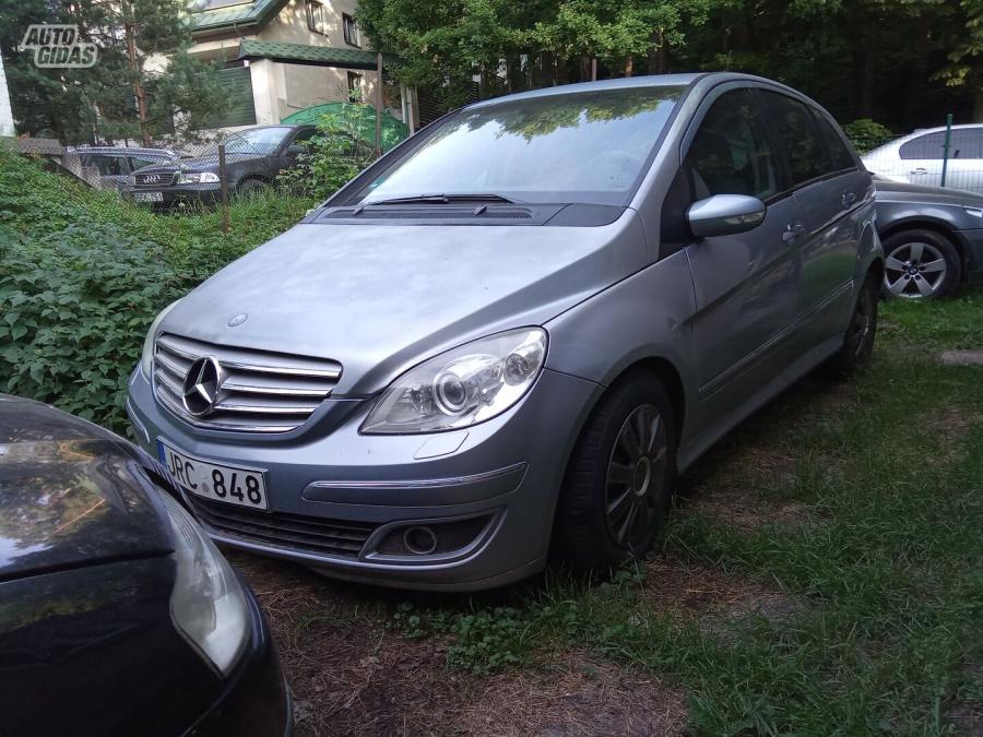 Pelēks Mercedes-Benz B 200 2007 Viļņa, ar dzinēja tilpumu 2.00 L un nobraukumu 360 tūkst. km par 850 €, foto 3 vietnē AUTOMOTO.COM.LV