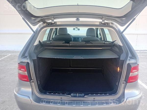 Grey Mercedes-Benz B 200 2008 in Riga, with an engine capacity of 2.00 L and mileage of 171 thousand km for 2990 €, photo 9 on AUTOMOTO.COM.LV