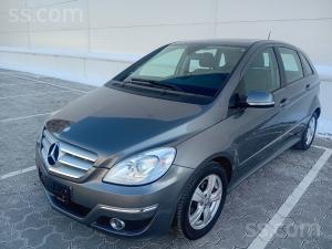 Pelēks Mercedes-Benz B 200 2008 Rīga, ar dzinēja tilpumu 2.00 L un nobraukumu 171 tūkst. km par 2990 €, foto  vietnē AUTOMOTO.COM.LV