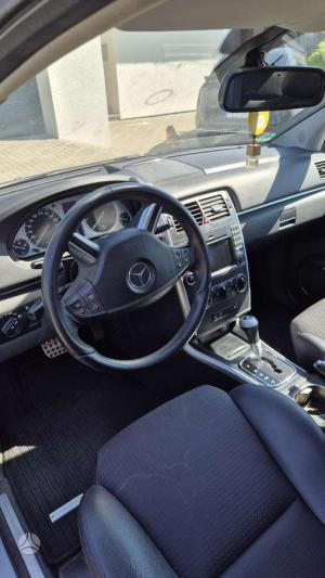 Grey Mercedes-Benz B 200 2008 in Kaisiadorys, with an engine capacity of 2.03 L and mileage of 250 thousand km for 3500 €, photo 6 on AUTOMOTO.COM.LV