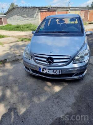 Pelēks Mercedes-Benz B 200 2008 Rīga, ar dzinēja tilpumu 2.00 L un nobraukumu 237 tūkst. km par 2200 €, foto  vietnē AUTOMOTO.COM.LV