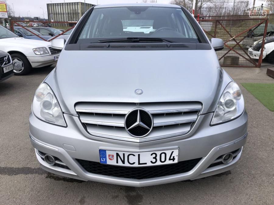 Grey Mercedes-Benz B 200 2010 in Klaipeda, with an engine capacity of 2.00 L and mileage of 311 thousand km for 3999 €, photo 3 on AUTOMOTO.COM.LV
