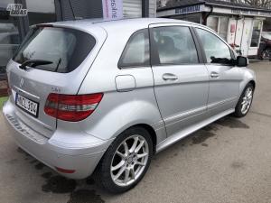 Grey Mercedes-Benz B 200 2010 in Klaipeda, with an engine capacity of 2.00 L and mileage of 311 thousand km for 3999 €, photo 5 on AUTOMOTO.COM.LV