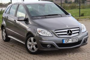 Pelēks Mercedes-Benz B 200 2010 Rīga, ar dzinēja tilpumu 2.00 L un nobraukumu 268 tūkst. km par 3650 €, foto  vietnē AUTOMOTO.COM.LV