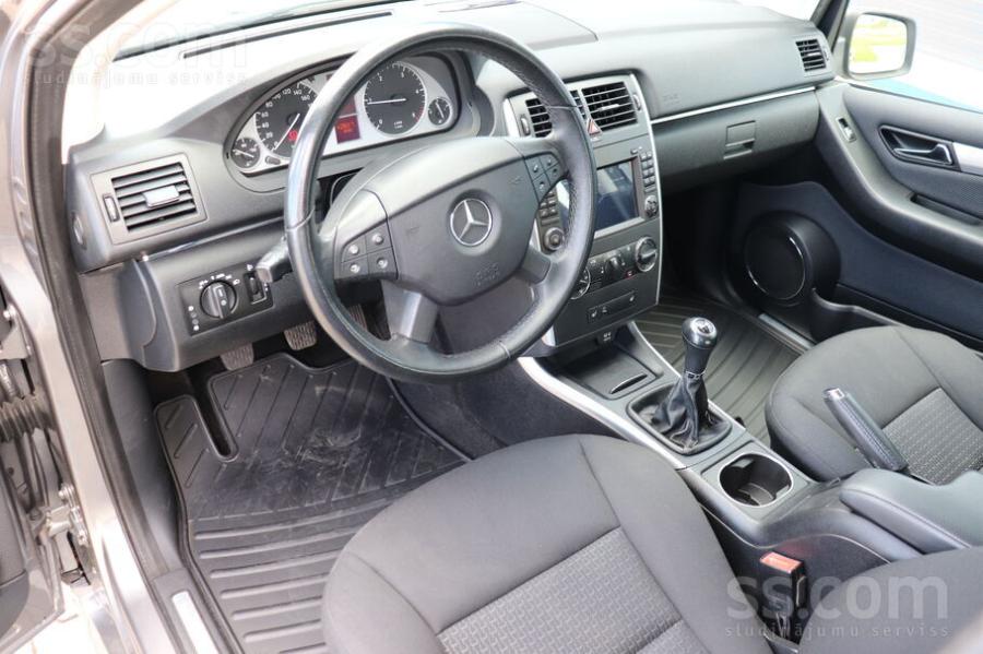Pelēks Mercedes-Benz B 200 2010 Rīga, ar dzinēja tilpumu 2.00 L un nobraukumu 268 tūkst. km par 3650 €, foto 16 vietnē AUTOMOTO.COM.LV