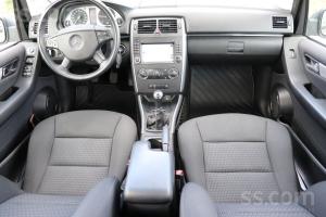 Pelēks Mercedes-Benz B 200 2010 Rīga, ar dzinēja tilpumu 2.00 L un nobraukumu 268 tūkst. km par 3650 €, foto 22 vietnē AUTOMOTO.COM.LV