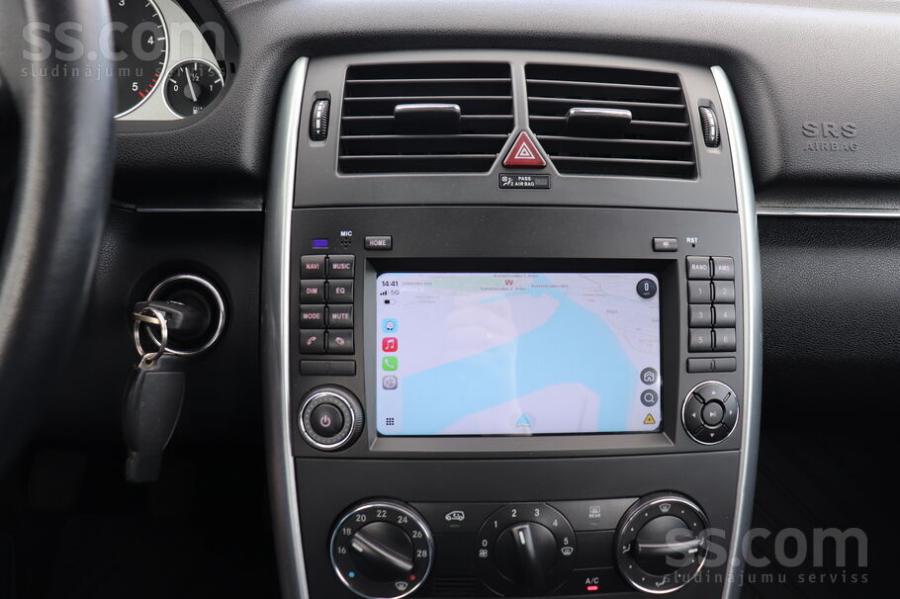 Pelēks Mercedes-Benz B 200 2010 Rīga, ar dzinēja tilpumu 2.00 L un nobraukumu 268 tūkst. km par 3650 €, foto 24 vietnē AUTOMOTO.COM.LV