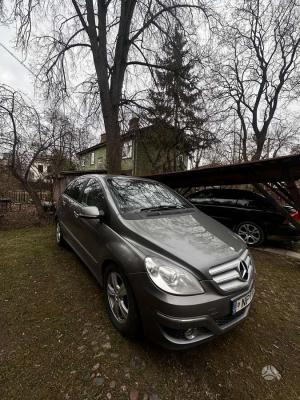 Серый Мерседес Б 200 2010 в Вильнюс, объемом двигателя 1.99 л и пробегом 337 тыс. км за 3500 €, фото 8 на AUTOMOTO.COM.LV