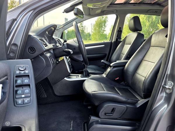 Grey Mercedes-Benz B 200 2011 in Taurage, with an engine capacity of 1.99 L and mileage of 345 thousand km for 3500 €, photo 9 on AUTOMOTO.COM.LV