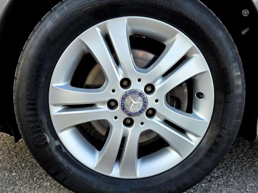 Grey Mercedes-Benz B 200 2011 in Taurage, with an engine capacity of 1.99 L and mileage of 345 thousand km for 3500 €, photo 37 on AUTOMOTO.COM.LV