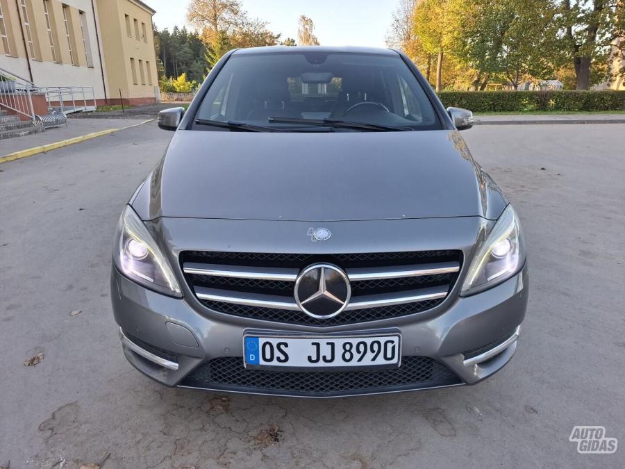 Pelēks Mercedes-Benz B 200 2012 Šauļi, ar dzinēja tilpumu 1.60 L un nobraukumu 218 tūkst. km par 5850 €, foto 3 vietnē AUTOMOTO.COM.LV