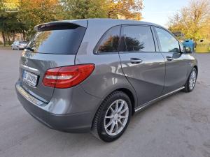 Pelēks Mercedes-Benz B 200 2012 Šauļi, ar dzinēja tilpumu 1.60 L un nobraukumu 218 tūkst. km par 5850 €, foto 6 vietnē AUTOMOTO.COM.LV