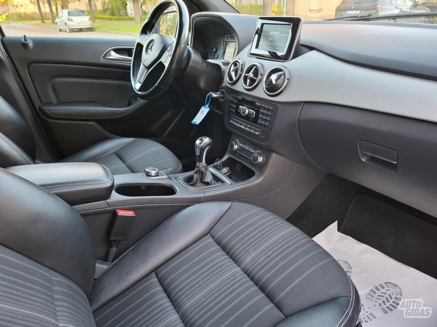 Pelēks Mercedes-Benz B 200 2012 Šauļi, ar dzinēja tilpumu 1.60 L un nobraukumu 218 tūkst. km par 5850 €, foto 10 vietnē AUTOMOTO.COM.LV