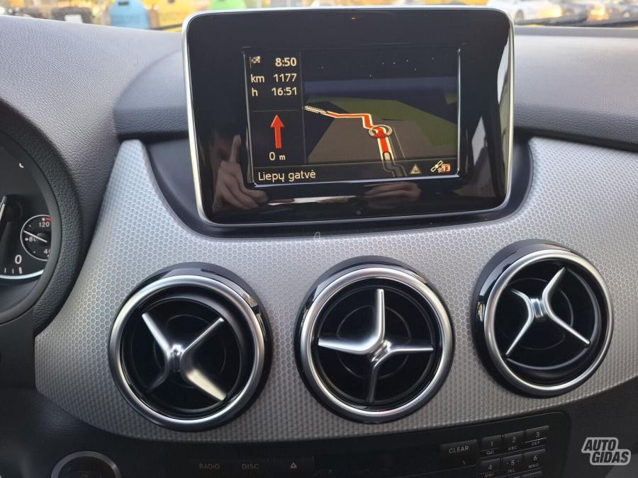 Pelēks Mercedes-Benz B 200 2012 Šauļi, ar dzinēja tilpumu 1.60 L un nobraukumu 218 tūkst. km par 5850 €, foto 14 vietnē AUTOMOTO.COM.LV