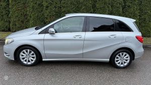 Pelēks Mercedes-Benz B 200 2014 Kauņa, ar dzinēja tilpumu 1.80 L un nobraukumu 300 tūkst. km par 7400 €, foto 6 vietnē AUTOMOTO.COM.LV
