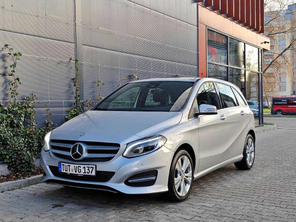 Grey Mercedes-Benz B 200 2016 in Klaipeda, with an engine capacity of 2.15 L and mileage of 255 thousand km for 8999 €, photo 2 on AUTOMOTO.COM.LV