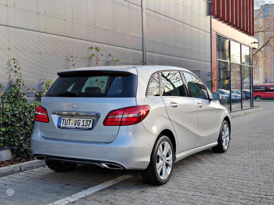 Grey Mercedes-Benz B 200 2016 in Klaipeda, with an engine capacity of 2.15 L and mileage of 255 thousand km for 8999 €, photo 7 on AUTOMOTO.COM.LV