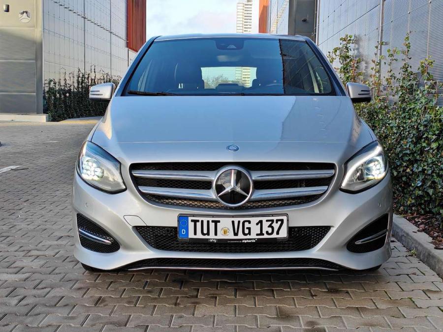 Grey Mercedes-Benz B 200 2016 in Klaipeda, with an engine capacity of 2.15 L and mileage of 255 thousand km for 8999 €, photo 12 on AUTOMOTO.COM.LV