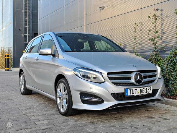 Grey Mercedes-Benz B 200 2016 in Klaipeda, with an engine capacity of 2.15 L and mileage of 255 thousand km for 8999 €, photo 1 on AUTOMOTO.COM.LV
