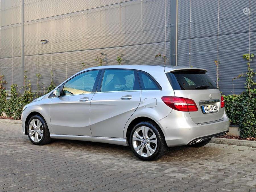 Grey Mercedes-Benz B 200 2016 in Klaipeda, with an engine capacity of 2.15 L and mileage of 255 thousand km for 8999 €, photo 7 on AUTOMOTO.COM.LV