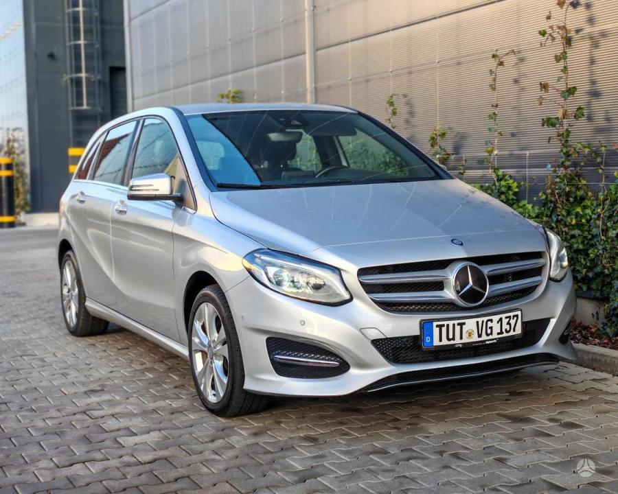 Grey Mercedes-Benz B 200 2016 in Klaipeda, with an engine capacity of 2.15 L and mileage of 255 thousand km for 8999 €, photo 12 on AUTOMOTO.COM.LV