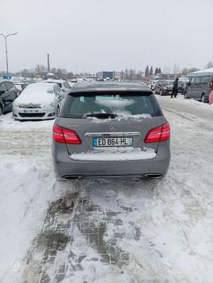Grey Mercedes-Benz B 200 2016 in Taurage, with an engine capacity of 1.60 L and mileage of 230 thousand km for 8300 €, photo 5 on AUTOMOTO.COM.LV