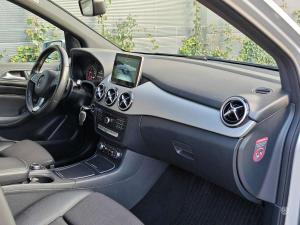 Grey Mercedes-Benz B 200 2016 in Klaipeda, with an engine capacity of 2.15 L and mileage of 255 thousand km for 8999 €, photo 15 on AUTOMOTO.COM.LV