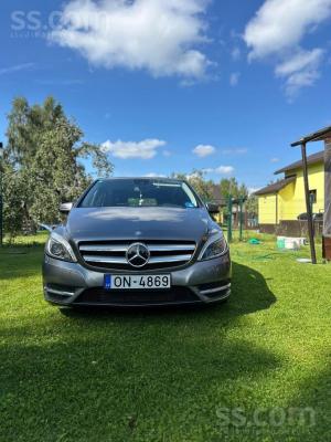 Pelēks Mercedes-Benz B 200 2012 Rīga, ar dzinēja tilpumu 1.80 L un nobraukumu 245 tūkst. km par 7399 €, foto 4 vietnē AUTOMOTO.COM.LV