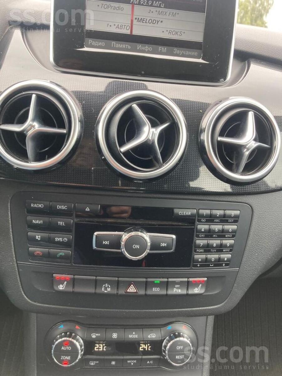 Grey Mercedes-Benz B 200 2012 in Riga, with an engine capacity of 1.80 L and mileage of 272 thousand km for 6100 €, photo 14 on AUTOMOTO.COM.LV
