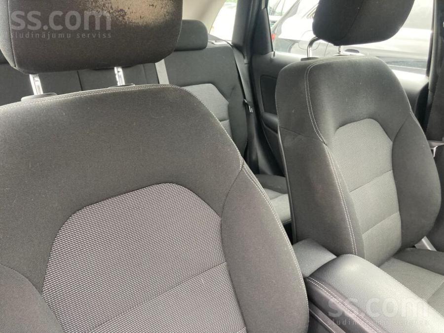 Grey Mercedes-Benz B 200 2012 in Riga, with an engine capacity of 1.80 L and mileage of 272 thousand km for 6100 €, photo 19 on AUTOMOTO.COM.LV