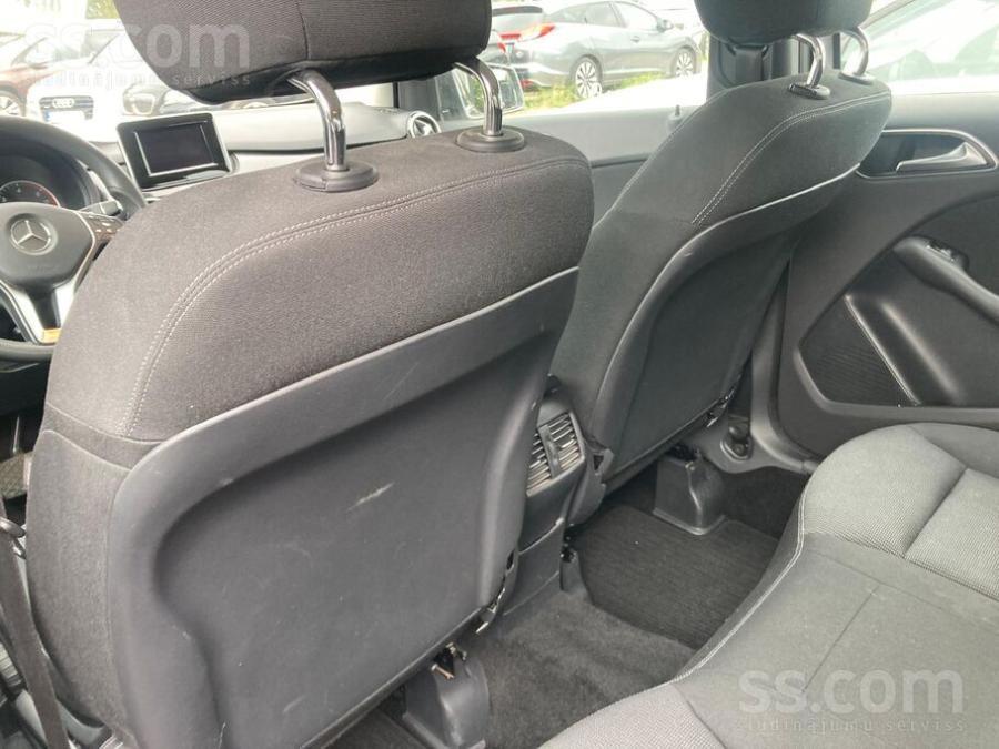Grey Mercedes-Benz B 200 2012 in Riga, with an engine capacity of 1.80 L and mileage of 272 thousand km for 6100 €, photo 21 on AUTOMOTO.COM.LV