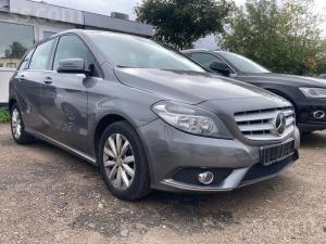 Grey Mercedes-Benz B 200 2012 in Riga, with an engine capacity of 1.80 L and mileage of 272 thousand km for 6100 €, photo 1 on AUTOMOTO.COM.LV