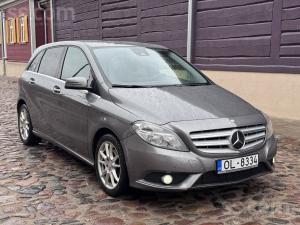 Pelēks Mercedes-Benz B 200 2013 Jelgava, ar dzinēja tilpumu 1.80 L un nobraukumu 233 tūkst. km par 5500 €, foto  vietnē AUTOMOTO.COM.LV