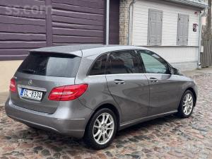 Pelēks Mercedes-Benz B 200 2013 Jelgava, ar dzinēja tilpumu 1.80 L un nobraukumu 233 tūkst. km par 5500 €, foto 5 vietnē AUTOMOTO.COM.LV
