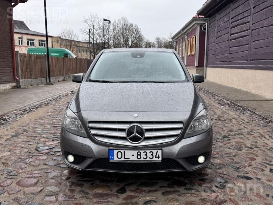 Pelēks Mercedes-Benz B 200 2013 Jelgava, ar dzinēja tilpumu 1.80 L un nobraukumu 233 tūkst. km par 5500 €, foto 8 vietnē AUTOMOTO.COM.LV