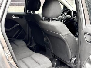 Pelēks Mercedes-Benz B 200 2013 Jelgava, ar dzinēja tilpumu 1.80 L un nobraukumu 233 tūkst. km par 5500 €, foto 13 vietnē AUTOMOTO.COM.LV