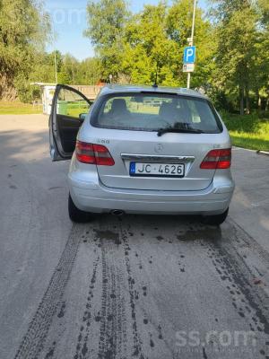 Mercedes-Benz B 200 2005 Rīga, ar dzinēja tilpumu 2.00 L un nobraukumu 297 tūkst. km par 1600 €, foto 3 vietnē AUTOMOTO.COM.LV