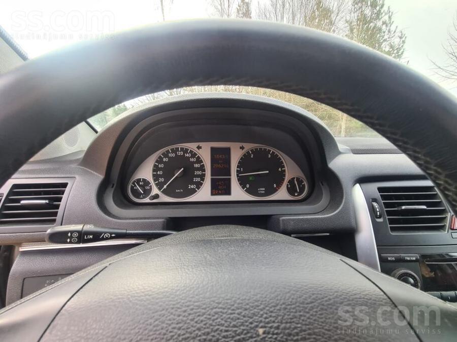 Mercedes-Benz B 200 2005 Rīga, ar dzinēja tilpumu 2.00 L un nobraukumu 297 tūkst. km par 1600 €, foto 4 vietnē AUTOMOTO.COM.LV