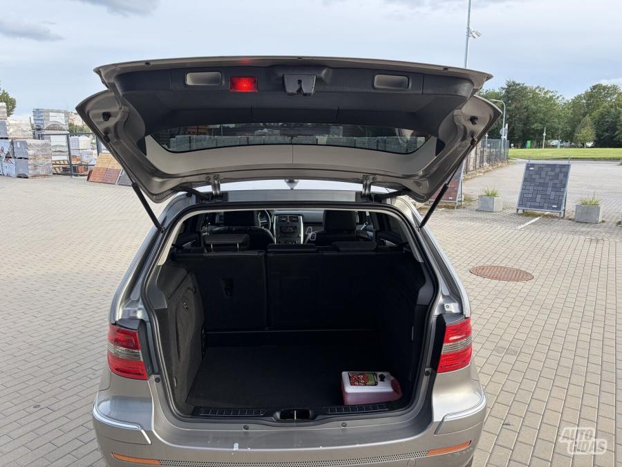 Mercedes-Benz B 200 2005 in Kaunas, with an engine capacity of 2.00 L and mileage of 264 thousand km for 1100 €, photo 7 on AUTOMOTO.COM.LV