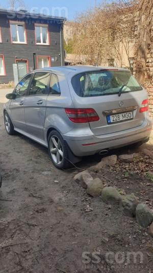 Mercedes-Benz B 200 2006 Rīga, ar dzinēja tilpumu 2.00 L un nobraukumu 300 tūkst. km par 800 €, foto 2 vietnē AUTOMOTO.COM.LV