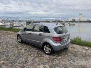 Mercedes-Benz B 200 2006 Rīga, ar dzinēja tilpumu 2.00 L un nobraukumu 383 tūkst. km par 1999 €, foto 1 vietnē AUTOMOTO.COM.LV