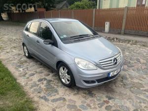Mercedes-Benz B 200 2006 Rīga, ar dzinēja tilpumu 2.00 L un nobraukumu 383 tūkst. km par 1999 €, foto 4 vietnē AUTOMOTO.COM.LV