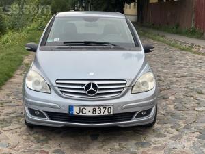 Mercedes-Benz B 200 2006 Rīga, ar dzinēja tilpumu 2.00 L un nobraukumu 383 tūkst. km par 1999 €, foto 13 vietnē AUTOMOTO.COM.LV
