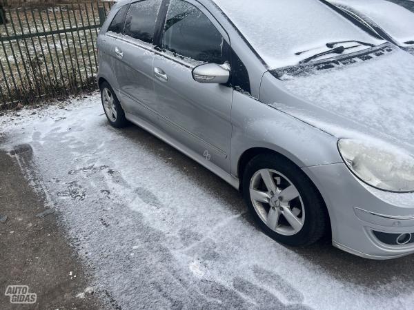Mercedes-Benz B 200 2006 in Kaunas, with an engine capacity of 2.00 L and mileage of 270 thousand km for 1550 €, photo 2 on AUTOMOTO.COM.LV