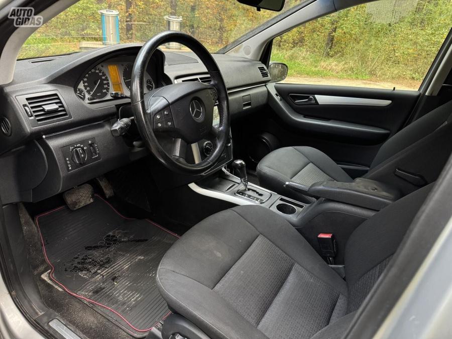 Mercedes-Benz B 200 2006 Viļņa, ar dzinēja tilpumu 2.00 L un nobraukumu 270 tūkst. km par 1849 €, foto 7 vietnē AUTOMOTO.COM.LV