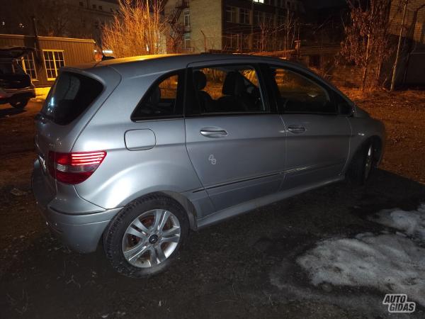 Mercedes-Benz B 200 2007 Viļņa, ar dzinēja tilpumu 2.00 L un nobraukumu 323 tūkst. km par 630 €, foto 4 vietnē AUTOMOTO.COM.LV