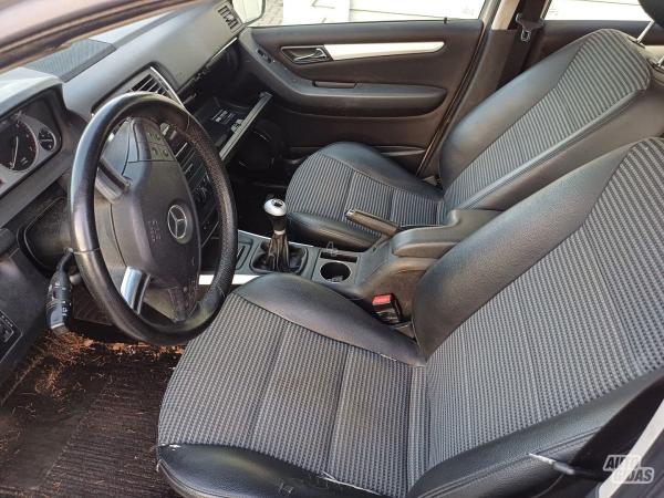 Mercedes-Benz B 200 2007 Marijampole, ar dzinēja tilpumu 2.00 L un nobraukumu 246 tūkst. km par 950 €, foto 9 vietnē AUTOMOTO.COM.LV