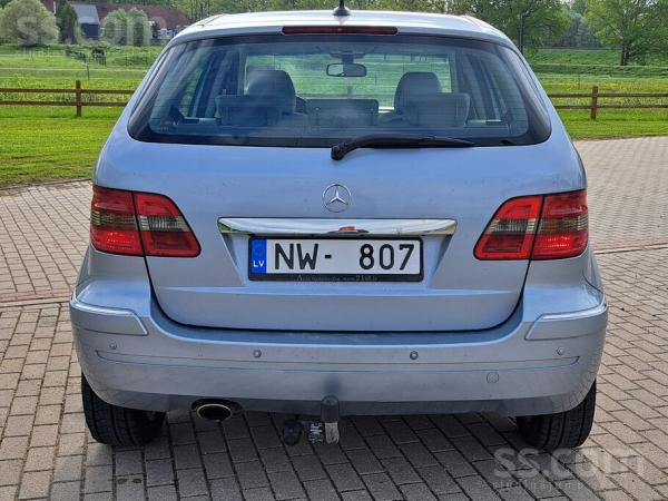 Mercedes-Benz B 200 2007 in Valmiera, with an engine capacity of 2.00 L and mileage of 195 thousand km for 3800 €, photo 4 on AUTOMOTO.COM.LV