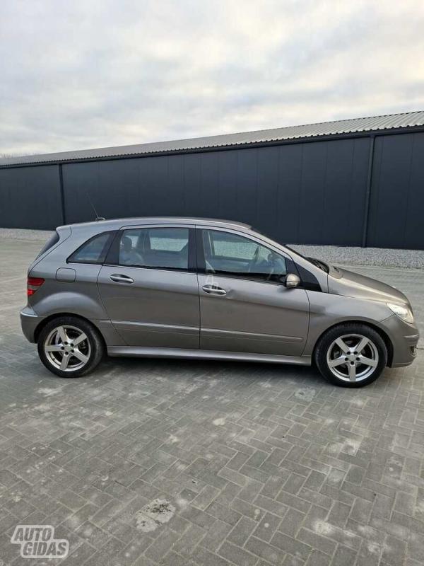 Mercedes-Benz B 200 2008 in Kretinga, with an engine capacity of 2.00 L and mileage of 249 thousand km for 1650 €, photo 6 on AUTOMOTO.COM.LV