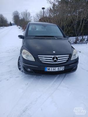 Mercedes-Benz B 200 2008 in Jonava, with an engine capacity of 2.00 L and mileage of 270 thousand km for 2100 €, photo  on AUTOMOTO.COM.LV